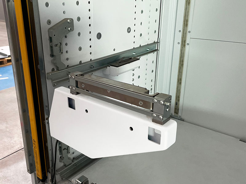 Magnetic Interlocking Device for Automated Warehouses | Modula