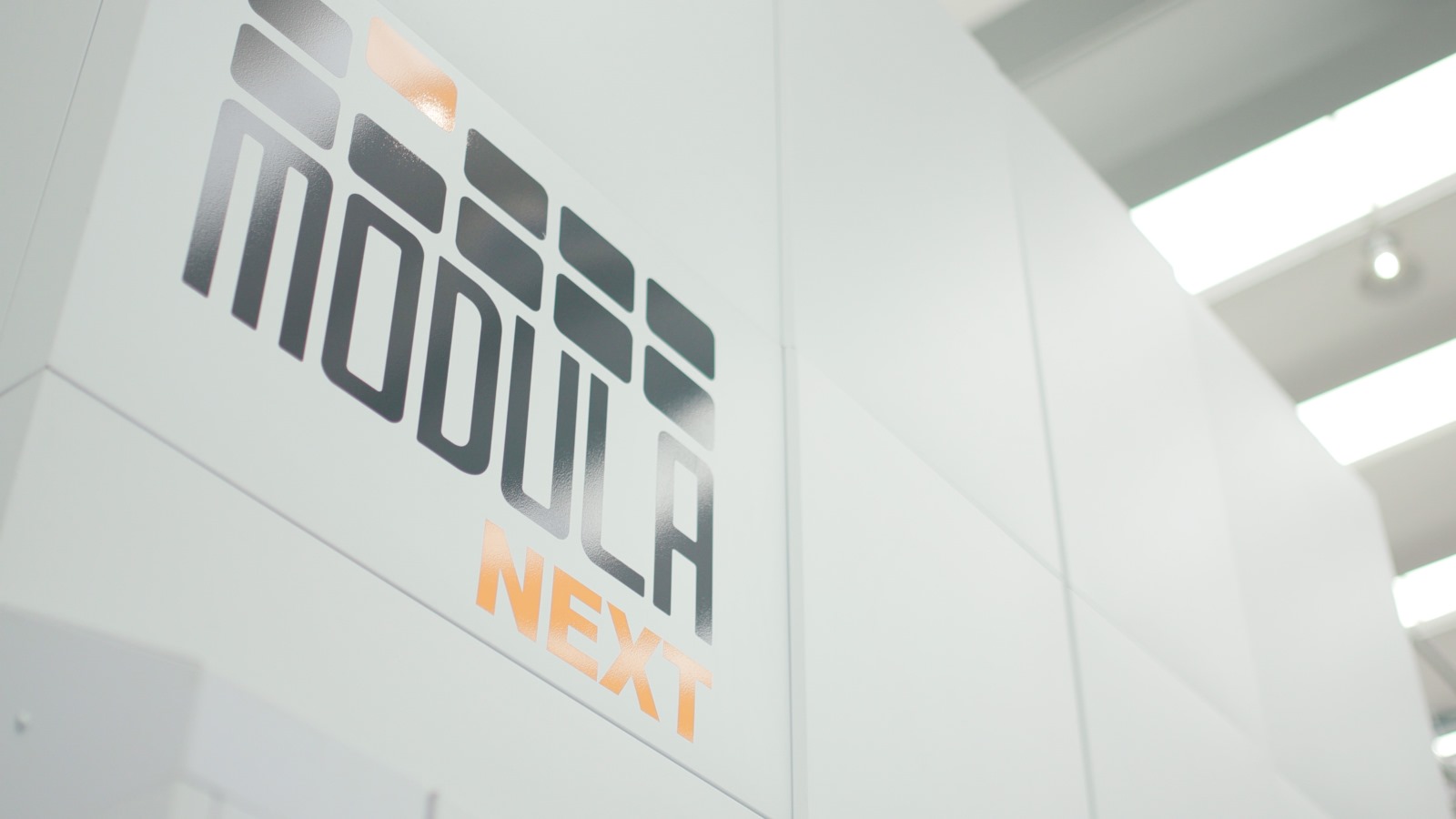 Automatisierte Verwaltung und Ausgabe von persönlicher Schutzausrüstung | Modula